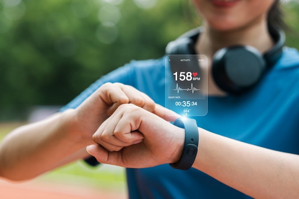 How next-gen wearables and Edge AI improve sports performance analytics